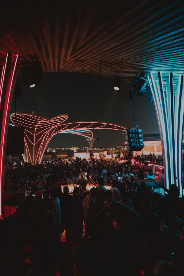 Defected anuncia residencia en FIVE Dubái | AllFest